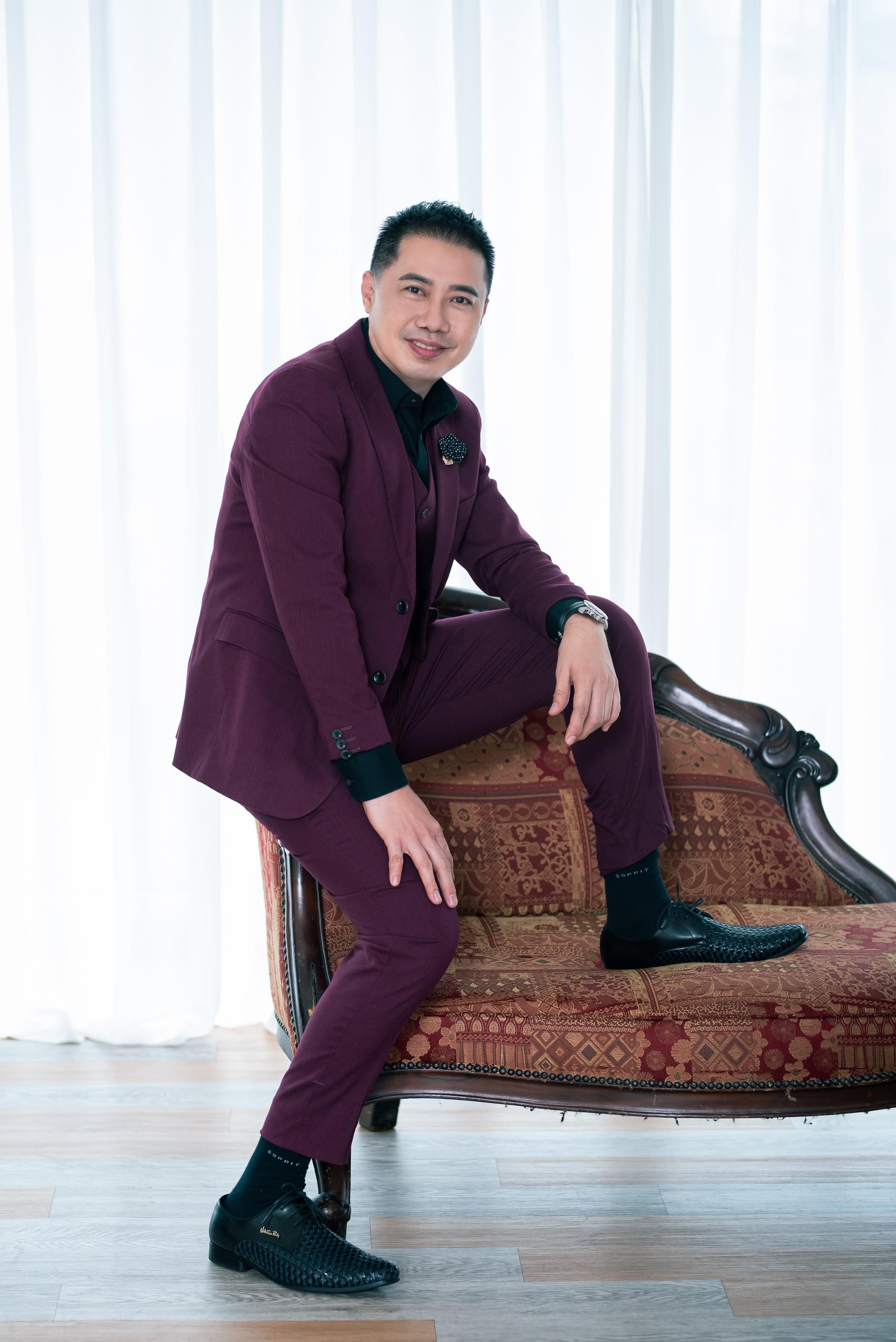 关于Desmond Pang，彭奕翔教练